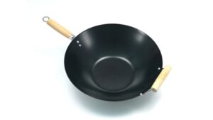 A Complete Guide to Woks: Choosing, Using, Seasoning, and More! - Cult ...
